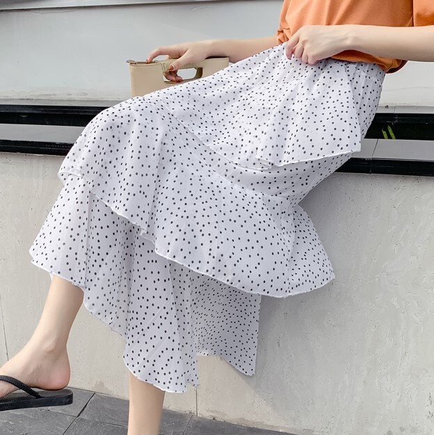 ボトムス スカート シフォンスカート ミモレ丈 ふわふわ フリルスカート ハイウエスト ゴムウエスト シフォン かわいい 大人可愛い シンプル おしゃれ ラブリー キュート ガーリー 個性的 主役級 存在感 とろみ感 柄 無地 春 夏 秋 10代 20代 30代 40代 レディース 女性用