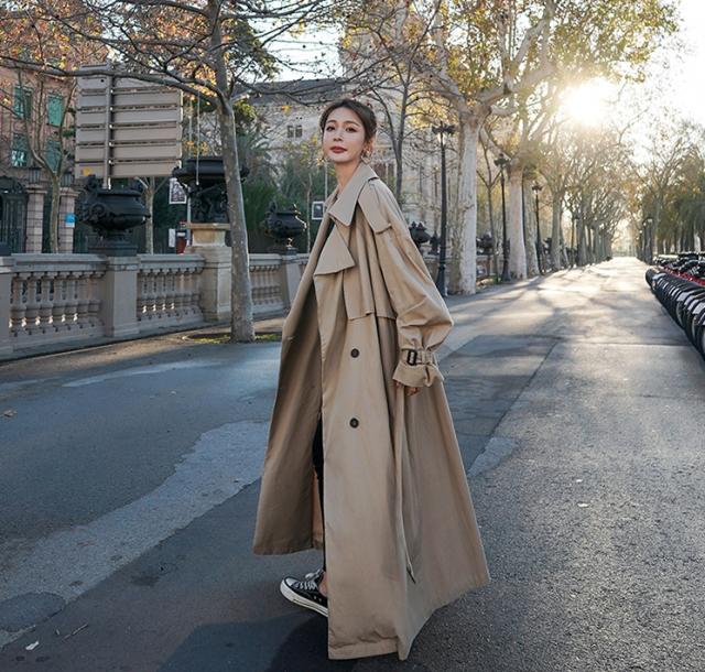 キャンディースリーブ ヨーク切り替え トレンチコート アウター コート ロング ロング丈 マキシ マキシ丈 9分丈 アンクル丈 袖あり 長袖 ボリューム袖 Vネック 襟付き ワイド ベルト スリット ポケット 前開き かわいい 大人可愛い きれいめ シンプル カジュアル 大人 上品