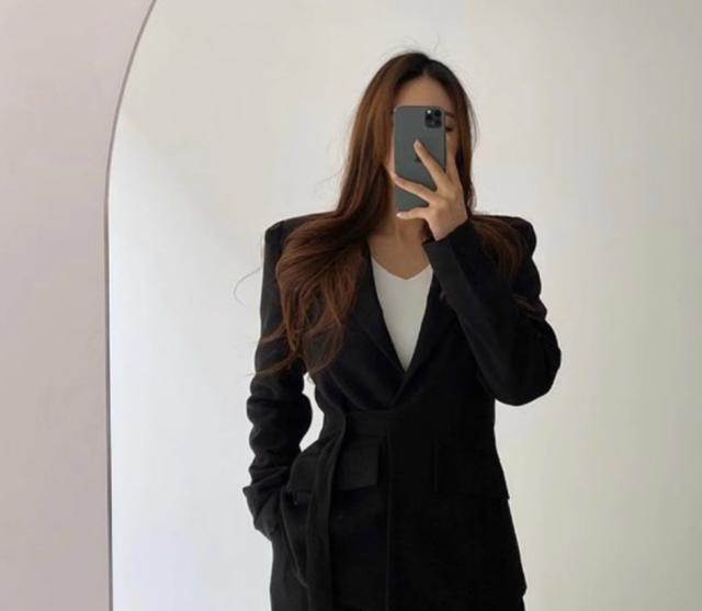 セットアップ 袖あり 長袖 襟付き きれいめ シンプル 大人 上品 おしゃれ お洒落 かっこいい 大人可愛い 大人女子 こなれ感 無地 春 秋 冬 30代 40代 レディース 女性用 ビジネス OL 通勤 リクルート 普段使い 韓国 韓国系 オルチャン ファッション コーデ 体系カバー 美脚