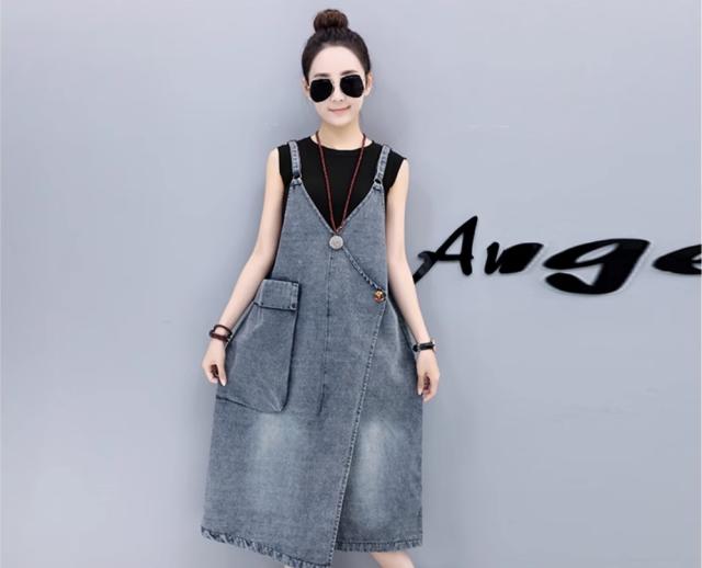 スカート ワンピース ジャンパースカート デニムワンピース ひざ丈 膝下 袖なし かわいい 大人可愛い シンプル カジュアル 大人 おしゃれ お洒落 大人可愛い 大人女子 こなれ感 ラフ 無地 春 夏 10代 20代 レディース 女性用 学生 通学 デート お出かけ 女子会 休日