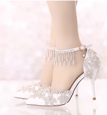 キラキラスパンコールサンダル サンダル アンクルストラップ 選べるヒール ヒールサンダル ヒール ハイヒール ピンヒール 履きやすい キラキラ ラメ 美脚 脚長 かわいい 大人可愛い きれいめ シンプル カジュアル 大人 上品 おしゃれ かっこいい ラブリー キュート ガーリー