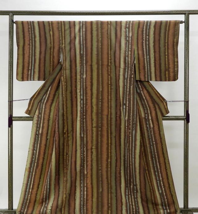 小紋 未着用 正絹 幾何縞ぼかし模様 身丈160cm 裄丈64.5cm 小紋 未使用 着物 c0132