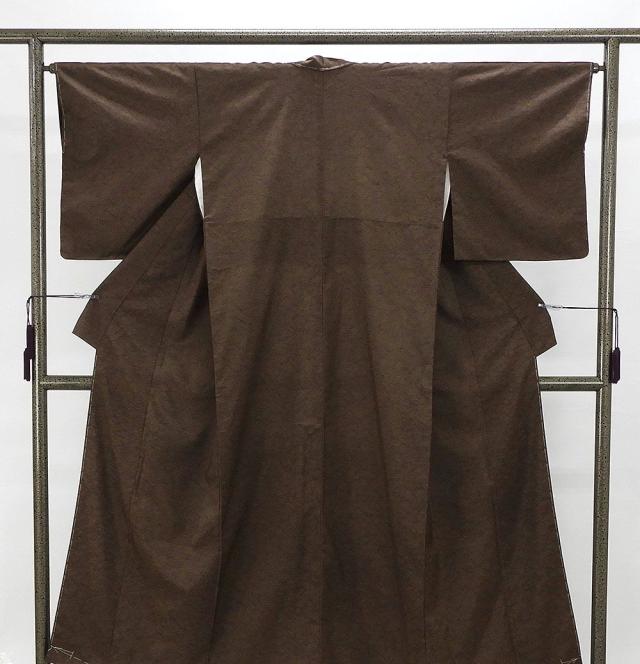 紬 未着用美品 正絹 氷割模様 身丈156.5cm 裄丈63.5cm 縞大島紬 未使用 新古品 着物 カジュアル d4024