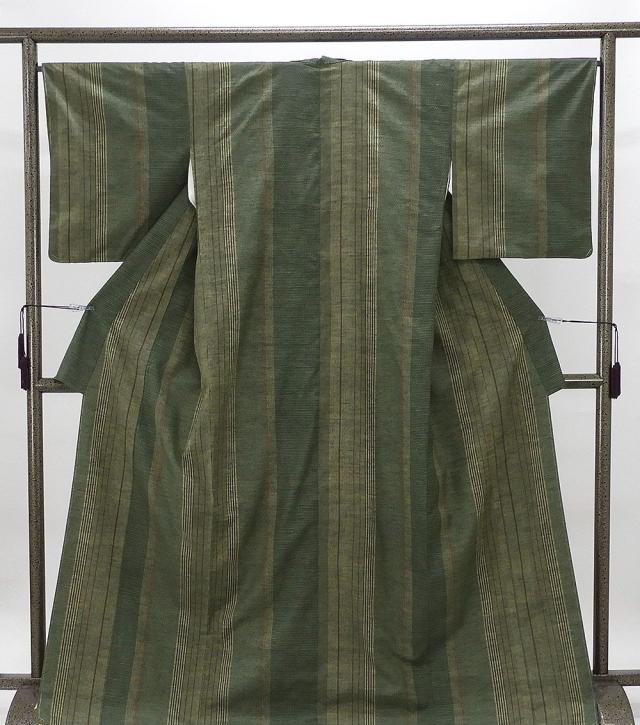 紬 未着用 正絹 古結城紬 亀甲縦縞模様 身丈170.5cm 裄丈66.5cm 紬 未使用 新古品 着物 d4047