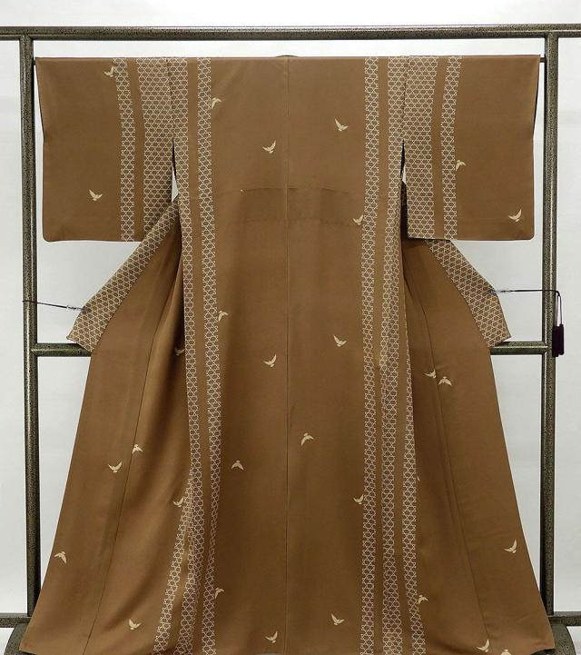 単衣 小紋 正絹 単衣 鳩篭目模様 身丈163cm 裄丈66.5cm 小紋 美品 リサイクル 着物 wc010