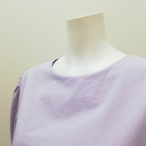 長袖 シャツ ブラウス トップス レディースファッション 袖ゴム ギャザー Tブラウス ストレッチ性なし 肩から約35cm