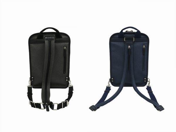 ボディバッグ メンズバッグ メンズファッション リュックで使える 2WAY 2色展開 鞄生産日本一 兵庫県豊岡製 鞄生産日本一の街 PVC素材