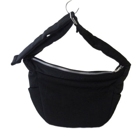 【中古】未使用品 イッチ ITTI 121-CB ANNIE PUFFER TOWN MOON BAG ショルダーバッグ スリングバッグ ナイロン 黒  レディース