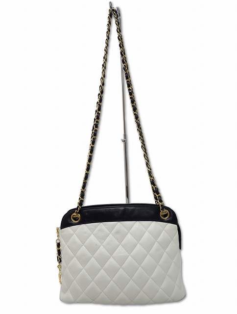 【中古】シャネル CHANEL ヴィンテージ レザー マトラッセ チェーンショルダー バッグ WHITE/NAVY