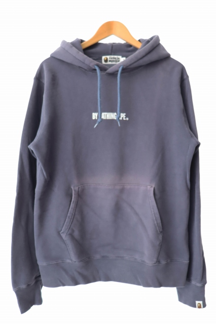 【中古】アベイシングエイプ A BATHING APE USED加工 ロゴ プリント プルオーバー パーカー M 紫 パープル●251206