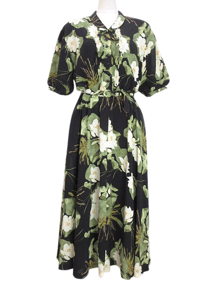 【中古】カネコイサオ KANEKO ISAO 蓮 ブーケ プリント ワンピース ポリ ブラック 黒 ハス ベルト付き レディース