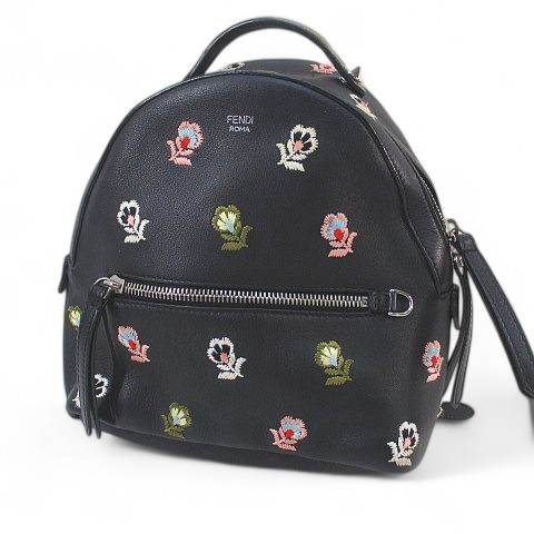 【中古】フェンディ FENDI バイザウェイリュック フラワーステッチ ブラック 黒系 レザー イタリア製 8bz038-9fx