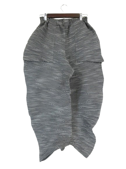 【中古】イッセイミヤケ ISSEY MIYAKE パンツ ロング 変形パンツ ウエストゴム ボーダー グレー系 IM26FF679 size2 QQQ レディース