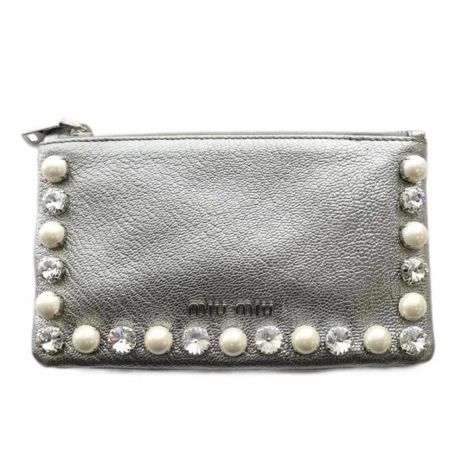 【中古】ミュウミュウ miumiu パールビジュー装飾フラットポーチ 銀色 シルバーカラー /SS ■OS レディース