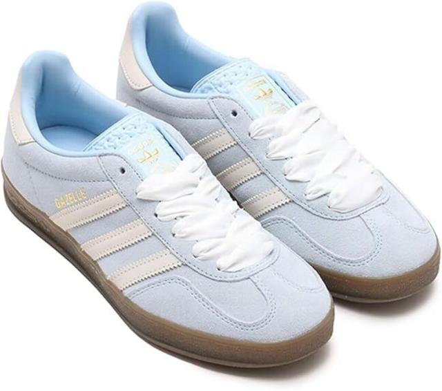 [アディダス] ガゼル インドア [W GAZELLE INDOOR] クリアスカイ/オフホワイト/ガム JI2717