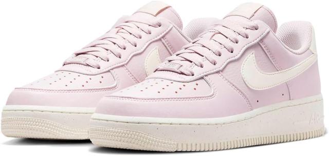 [ナイキ] エア フォース 1 '07 [W AIR FORCE 1 '07] プラチナムバイオレット/ココナッツミルク/ボルト/セイル  DV3808-001 ナイキジャパン正規品