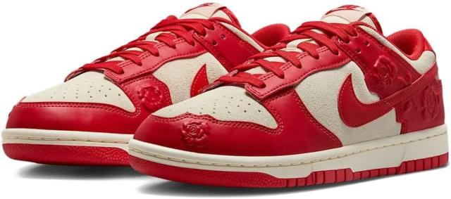 [ナイキ] ダンク ロー [W DUNK LOW] ココナッツミルク/ペールアイボリー/ブラック/ユニバーシティレッド HF1986-100