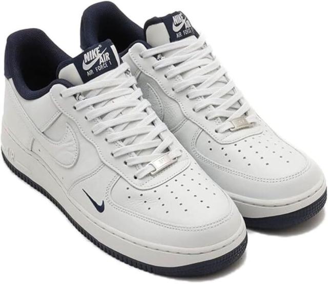 [ナイキ] エア フォース 1 '07 LV8 [AIR FORCE 1 '07 LV8] フォトンダスト/ネイビー HM9483-001