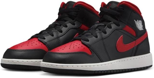 [ナイキ] エア ジョーダン 1 ミッド [J AIR JORDAN 1 MID] ブラック/レッド DQ8423-067