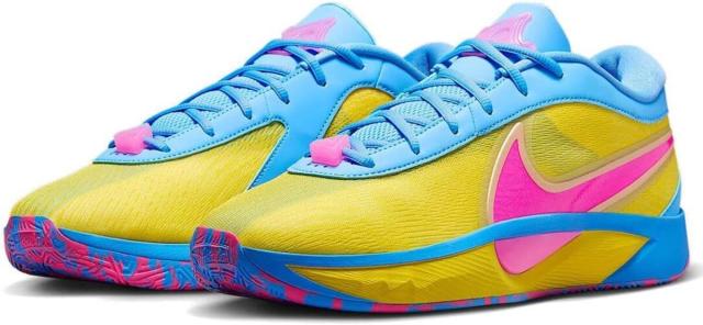 [ナイキ] ヤニス フリーク 6 EP [GIANNIS FREAK 6 EP] ライトニング/ユニバーシティブルー/ハイパーピンク HF1819-700