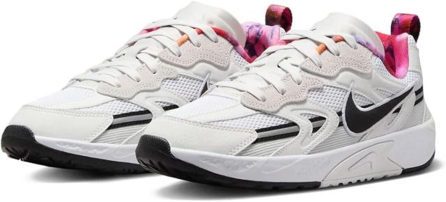 [ナイキ] ジャム トレイン エレクトリック [W JAM TRAIN ELECTRIC] ホワイト/フォトンダスト/プラチナムティント/ブラック FZ8966-100