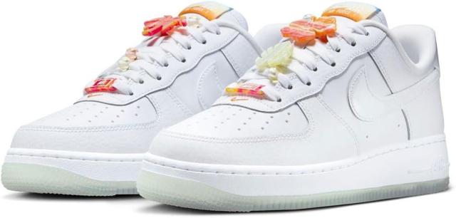 [ナイキ] エア フォース 1 '07 LX [W AIR FORCE 1 '07 LX] ホワイト IB8875-111