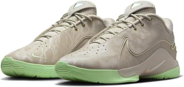 [ナイキ] レブロン 22 EP [LEBRON 22 EP] ライトボーン/ベイパーグリーン/ソフトパール FZ1095-002