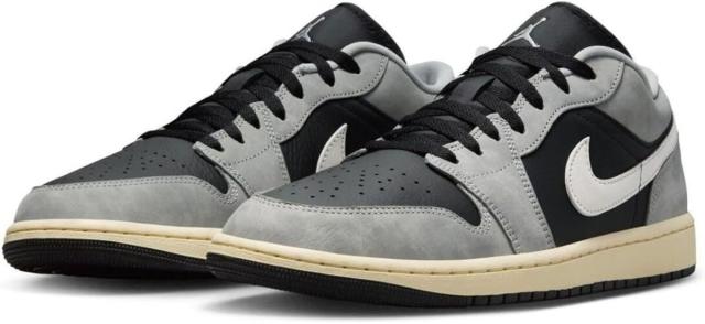 [ナイキ] エア ジョーダン 1 ロー SE [AIR JORDAN 1 LOW SE] グレー/ブラック HQ2010-012