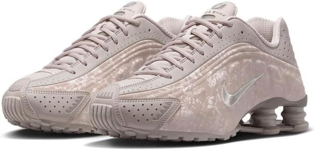 [ナイキ] ショックス R4 [W SHOX R4] カレッジグレー/フラットピューター HV0934-001