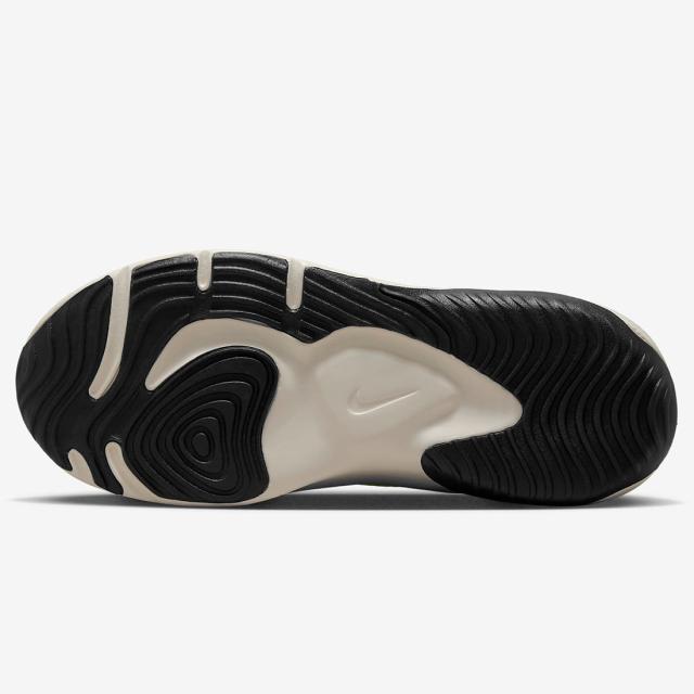 ナイキ] レジェンド エッセンシャル 3 ネクスト ネイチャー [Legend