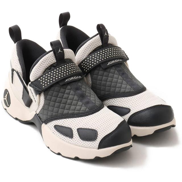 [ナイキ] ジョーダン トランナー LX [W JORDAN TRUNNER LX] ライトオールウッドブラウン/アンスラサイト HQ2164-102