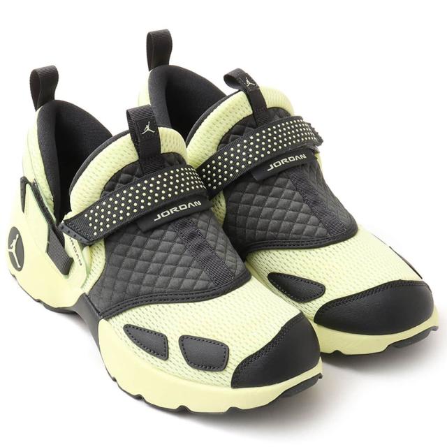 [ナイキ] ジョーダン トランナー LX [W JORDAN TRUNNER LX] ルミナスグリーン/リフレクティブシルバー/アンスラサイト HQ2164-302