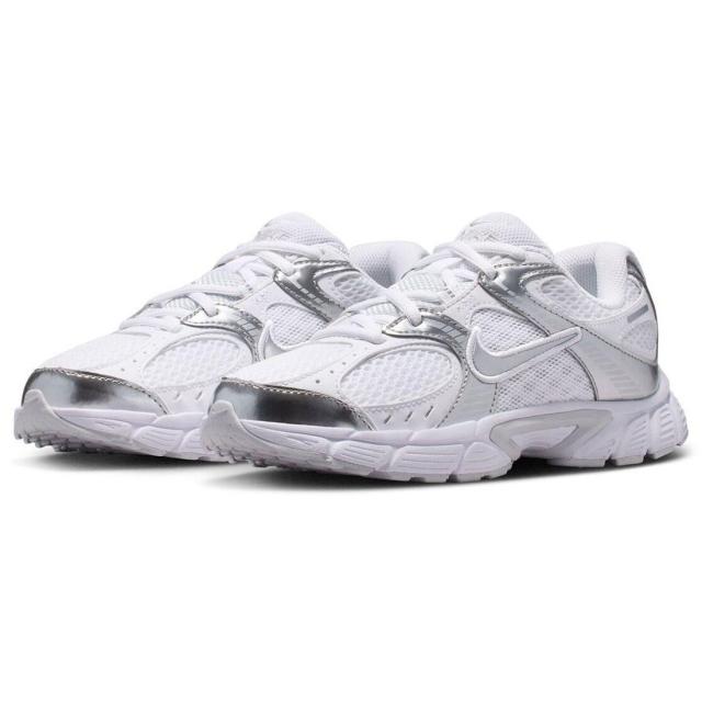 [ナイキ] V5 RNR GS [J V5 RNR GS] ホワイト/ピュアプラチナム/ホワイト/メタリックシルバー HQ6411-103