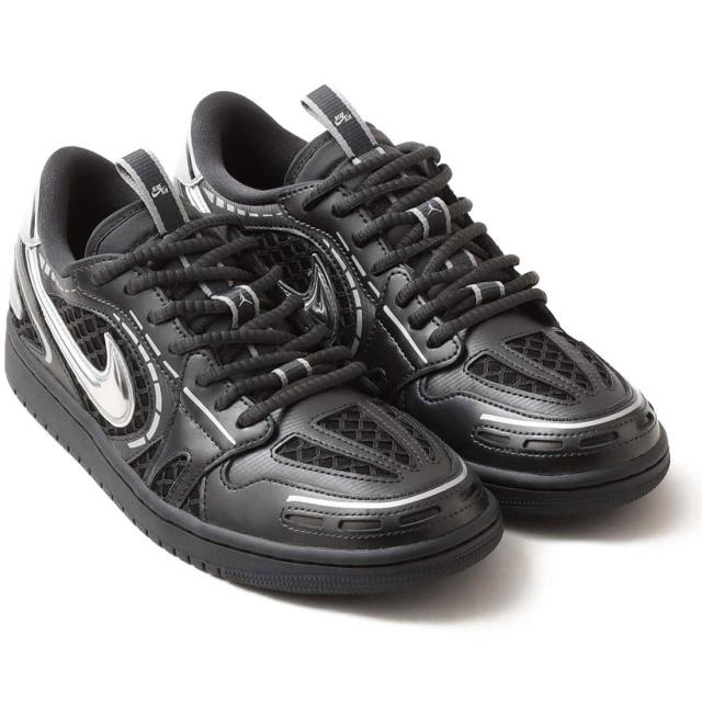 [ナイキ] エア ジョーダン 1 ロー メソッド オブ メイク [W AIR JORDAN 1 LOW MM] ブラック/ホワイト/アンスラサイト/メタリックシルバー HQ2186-001