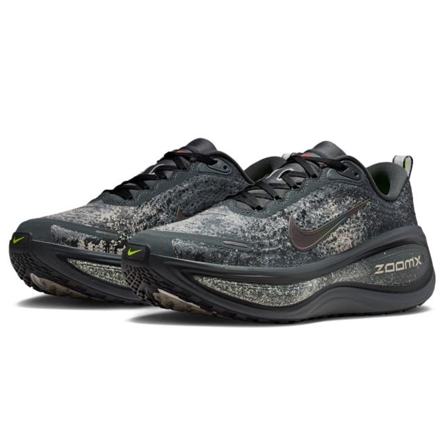 [ナイキ] ボメロ プラス [Vomero Plus] アンスラサイト/オートミール/ボルト/ブラック IM6776-060