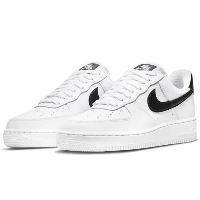 [ナイキ] エア フォース 1 '07 [W AIR FORCE 1 '07] ホワイト/ホワイト/ホワイト/ブラック DD8959-103 正規品