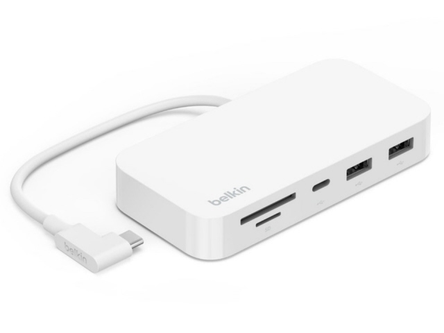BELKIN USBハブ INC011btWH