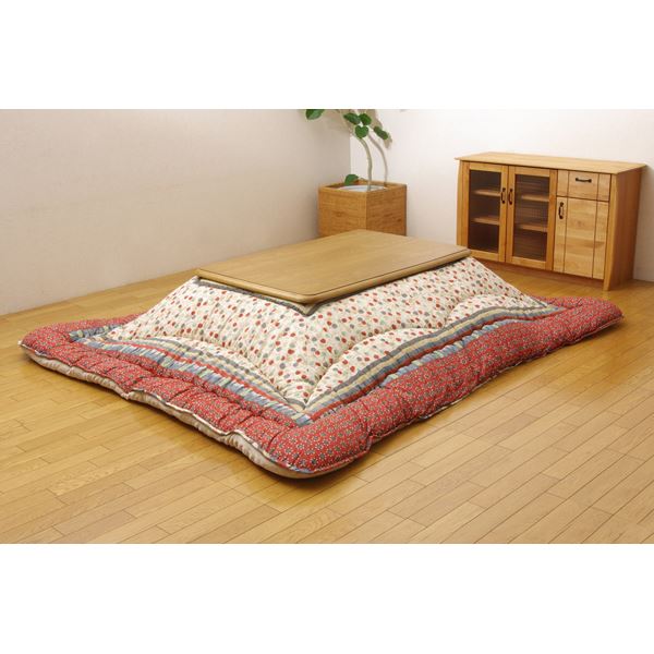 こたつ布団/厚掛け布団 【単品 民族調 205×205cm】 裏地フランネル 表地綿100％ 日本製 国産 洗える ウォッシャブル 国内プリント 〔リビング〕 送料無料