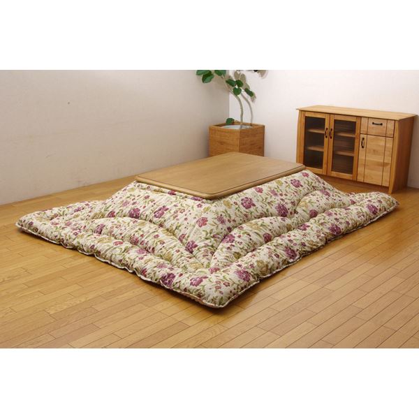 こたつ布団/厚掛け布団 【単品 花柄 ベージュ 205×285cm】 裏地フランネル 表地綿100％ 日本製 国産 国内プリント 〔リビング〕 送料無料