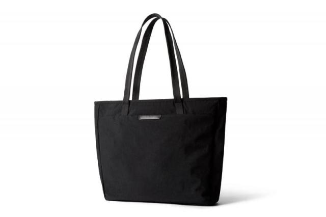 Bellroy Tokyo Tote ？ Second Edition（ノートPCが収まるトート、カジュアルなショルダー、容量15L） (Raven)