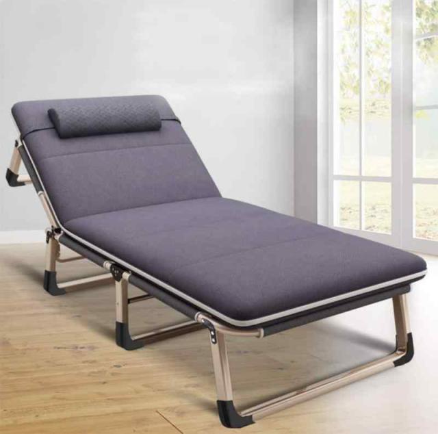 Hiker 折りたたみベッド 簡易ベッド キャンピングベッド レジャーベッド アウトドアチェア 組み立て簡単 4段階調整 室内 アウトドア用 仮眠/残業/防災用 枕付き 耐荷重 200kg (グレー+スポンジパッド)