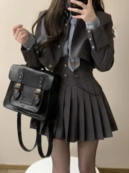 女性用3点セット,パッチワーク,カワイイスカート,韓国ファッション,ショートコート,プリーツスカート,ストライプシャツ,冬,2024