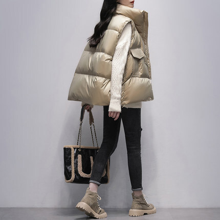 アウター ダウンベスト ハイネック スタンドカラー レディース きれいめ 高級感 上品 エレガント S М L 20代 30代 40代 50代 60代 シンプル カジュアル ラフ 普段着 普段使い 女子会 デート 映え SNS インスタ 韓国 流行 トレンド 個性的 個性派 こなれ感 かわいい