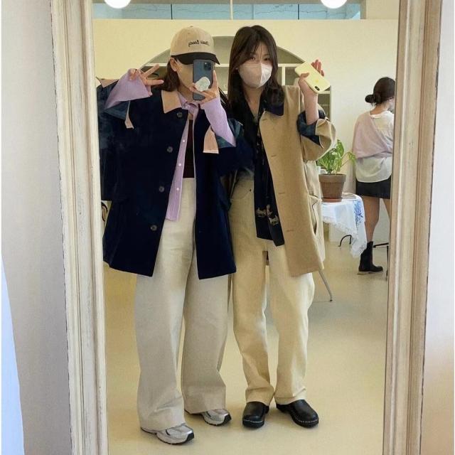 コート レディース アウター ショートコート S M L XL カーキ ネイビー 紺 コーデュロイ コットン 綿 フードなし 襟つき バイカラー フロントボタン ボタンダウン ポケット付き ショート丈 ショート ミドル丈 ミドル ミディ ゆったり ゆる ルーズ オーバーサイズ フェミニン