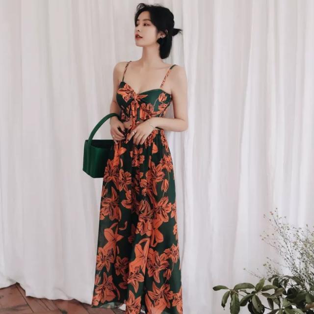 水着 ビキニ 3点セット ロングスカート レディース 花柄 フリル リボン エレガント ハイウエスト こなれ感 カジュアル 10代 20代 30代 40代 50代 トレンド 流行 韓国 セクシー ギャル お洒落 オシャレ かわいい 大人可愛い 大人女子 色っぽ 個性派 個性的 大人 色気 プール 海