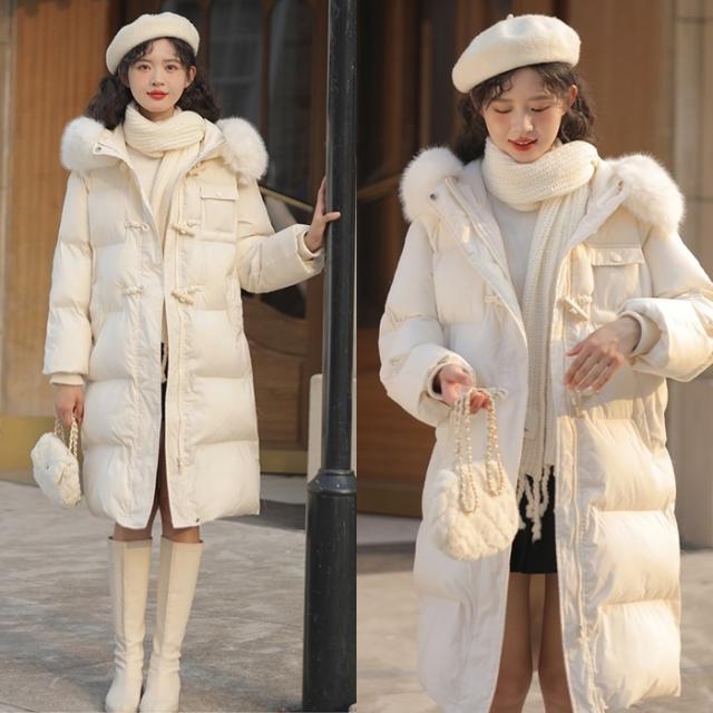 ロングコート レディース アウター コート XS S M L アプリコット 大人カラー くすみカラー ニュアンスカラー 無地 ファー ロング丈 ロング ミドル丈 ミディ丈 ミディアム 膝丈 膝下 冬 真冬 雪国 防寒 防風 あったか ママ 体型カバー 着やせ ストレート フェミニン