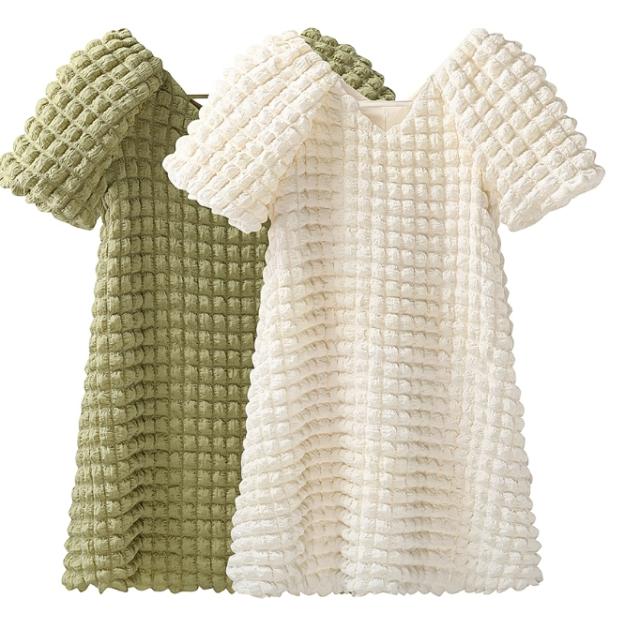 ワンピース スカート 袖あり 半袖 ホワイト グリーン かわいい 大人可愛い きれいめ シンプル カジュアル 大人 上品 おしゃれ お洒落 かっこいい レトロ アジアン エスニック エキゾチック 大人可愛い 大人女子 こなれ感 ラフ キュート ガーリー ルーズ 個性的 クール