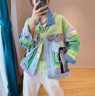 レトロ風 トップス アウター ジャケット デニムジャケット ミドル丈 袖あり 長袖 ボリューム袖 ワイド 襟付き ポロカラー ポケット 前開き ステッチ ブルーデニム カジュアル レトロ ラフ マニッシュ スポーティー ルーズ 個性的 存在感 ニッチ ストリート ヒョウ柄