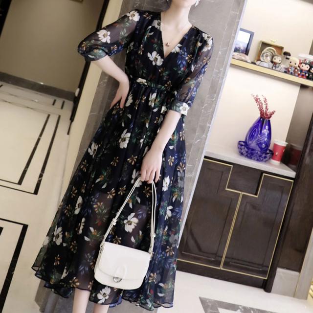 スカート ワンピース ドレス ロングスカート ロング ロング丈 5分袖 五分袖 7分袖 七分袖 Vネック シフォン リボン 薄手 大人可愛い おしゃれ お洒落 ラブリー キュート ガーリー ルーズ 個性的 花柄 春 秋 20代 30代 レディース 女性用 デート お出かけ 女子会 休日