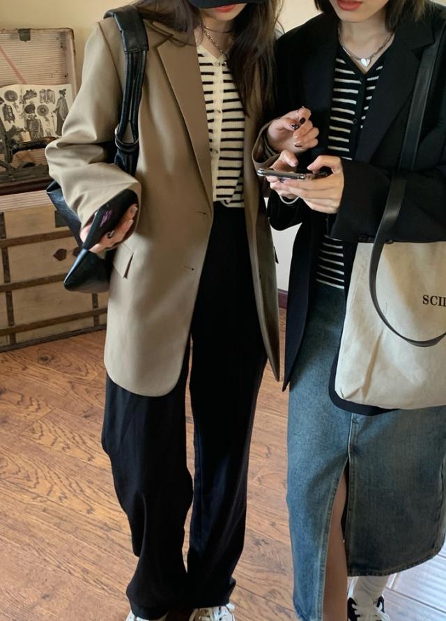 秋 スーツ ジャケット トップス アウター ジャケット 上着 スーツ ミディアム丈 袖あり 長袖 Vネック 襟付き シングルブレスト レギュラー ポケット 前開き ボタン ポリエステル 異素材MIX 大人可愛い カジュアル 大人 お洒落 レトロ 大人女子 メンズライク モード系 無地 春